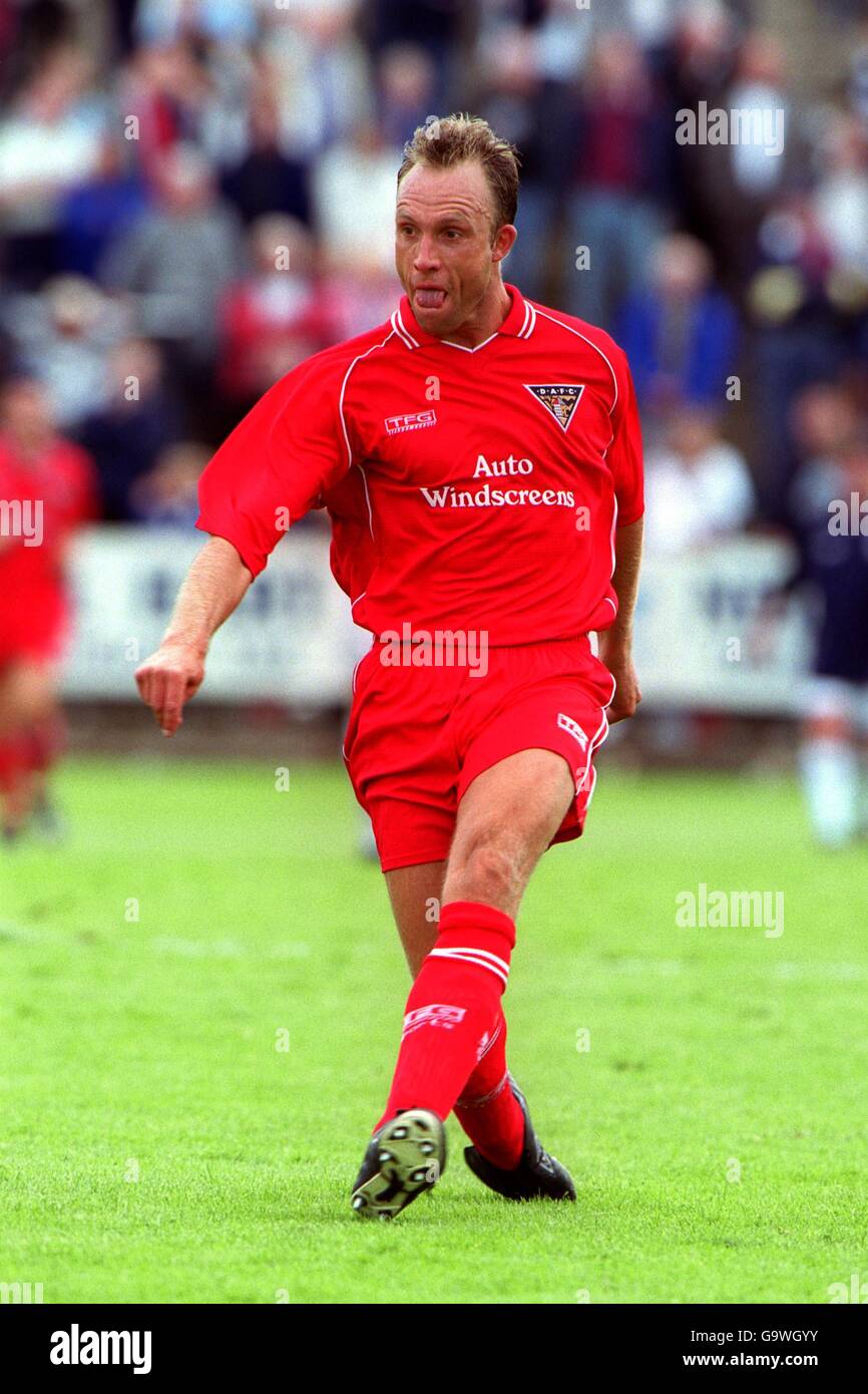 David moss hi-res stock photography and images - Alamy