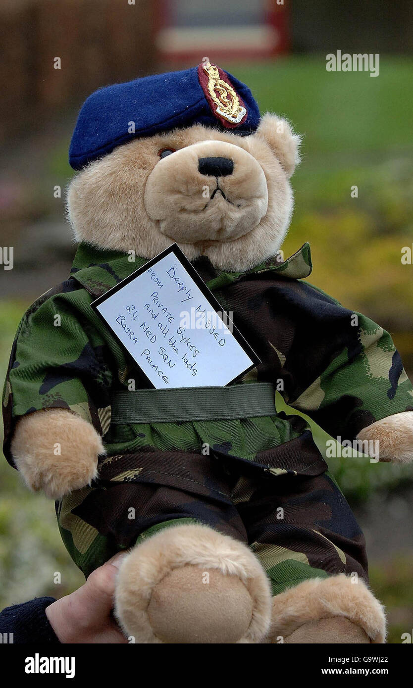 Corporal Kris O'Neill funeral Stock Photo - Alamy