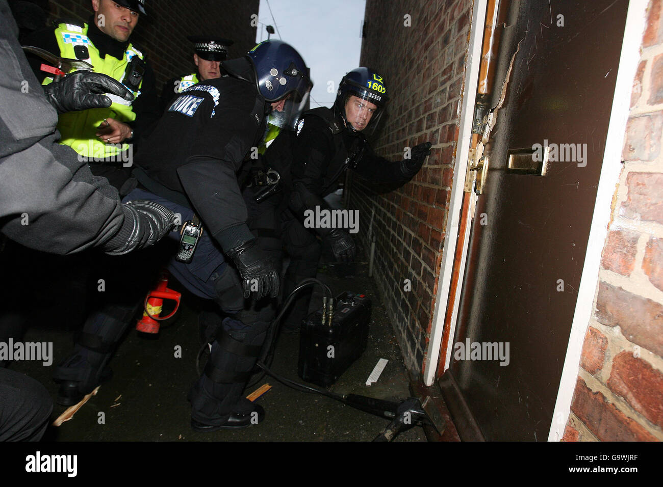 POLICE Raids 1 Stock Photo - Alamy