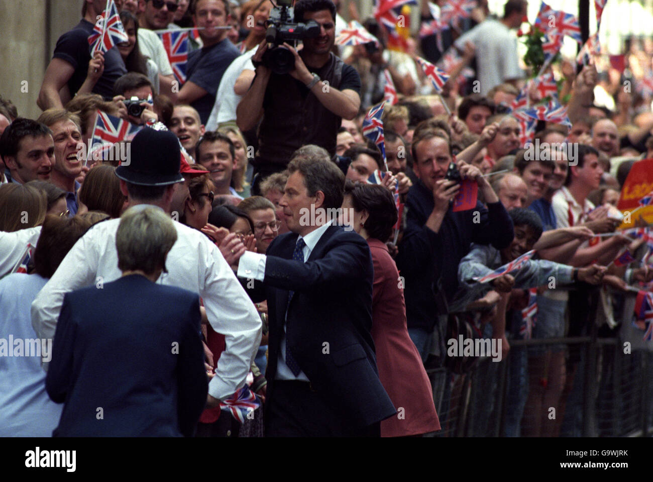 Tony Blair 1997 Election Stock Photos & Tony Blair 1997 Election Stock ...
