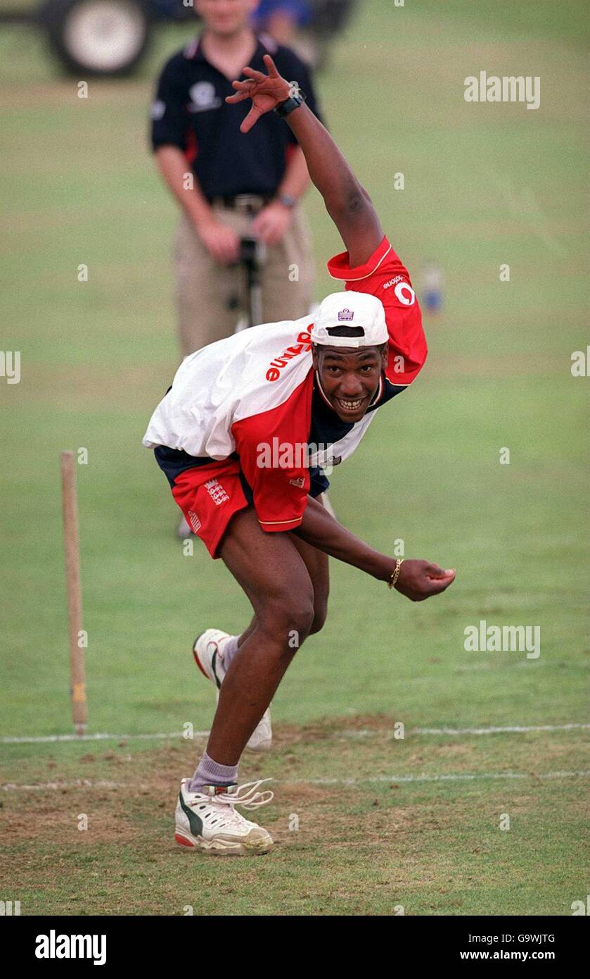 Cricket, Australia Nets. England's Alex Tudor Stock Photo - Alamy