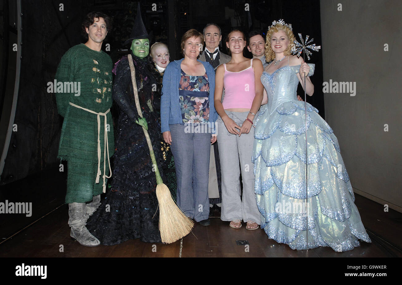 The cast of musical Wicked (left to right) Adam Garcia, Susie Blake ...
