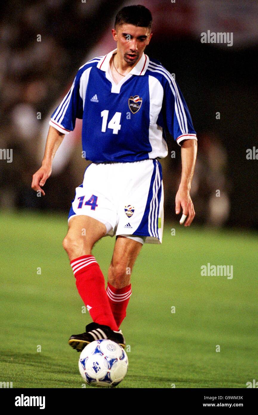 Soccer - Kirin Cup 2001 - Paraguay v Yugoslavia. Milivoje Cirkovic ...