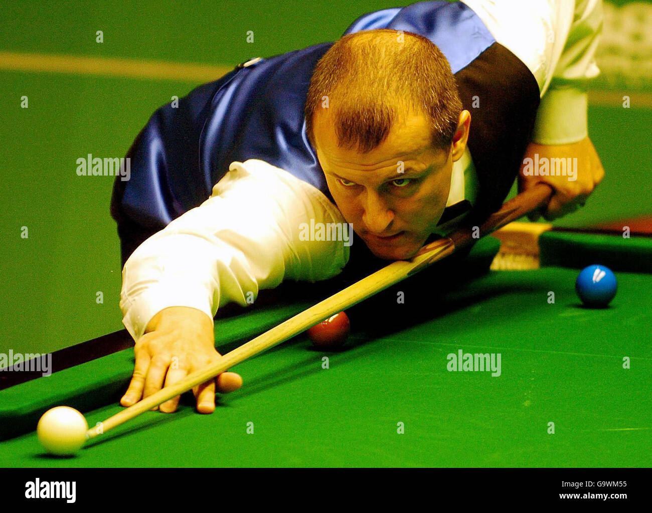Ian mcculloch in action hi-res stock photography and images - Alamy