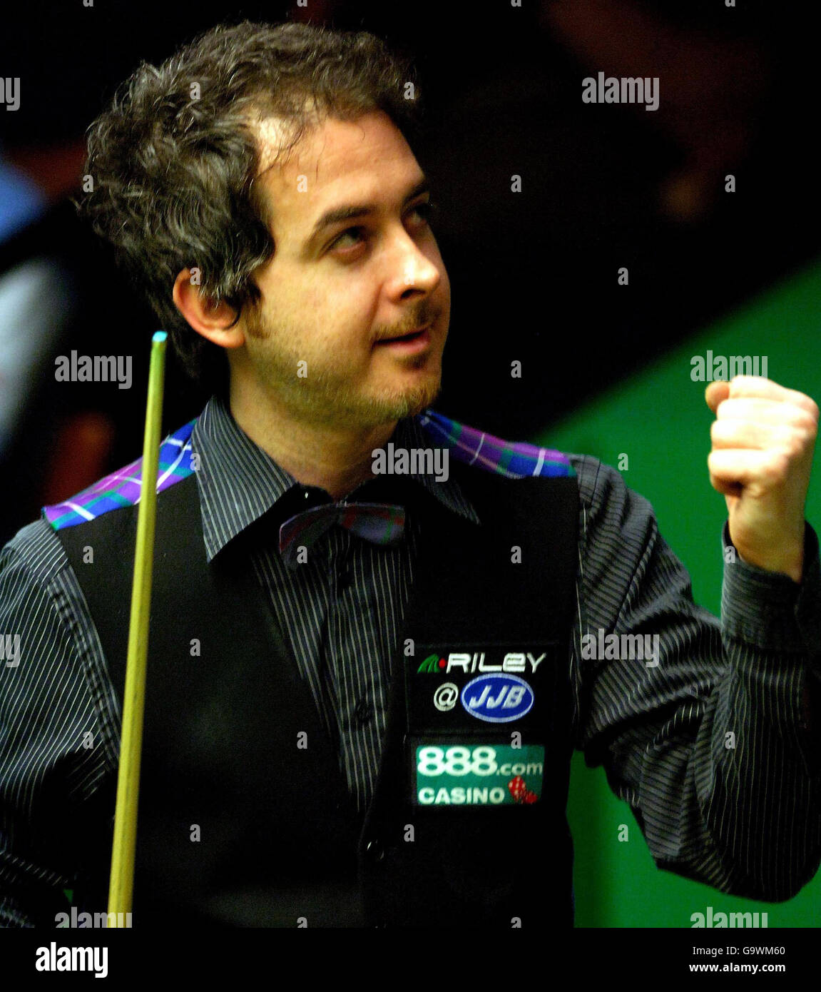 Anthony Hamilton reacts after his 13-8 victory over Ian McCulloch ...