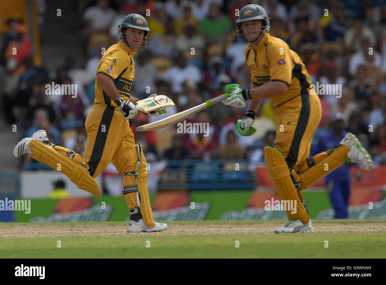 Australias ricky ponting adam gilchrist hi-res stock photography and ...