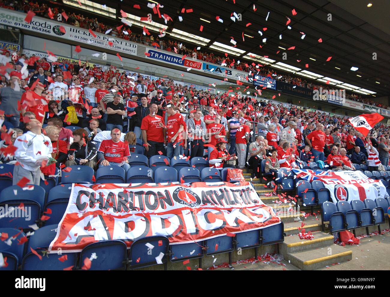 Charlton athletic fans support their side from the stands hi-res stock ...