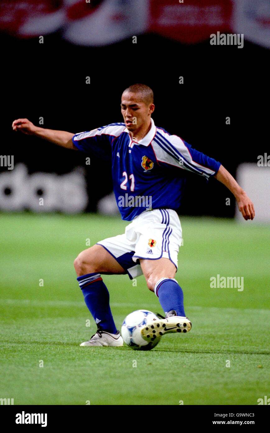 Soccer - Kirin Cup 2001 - Japan v Paraguay Stock Photo - Alamy