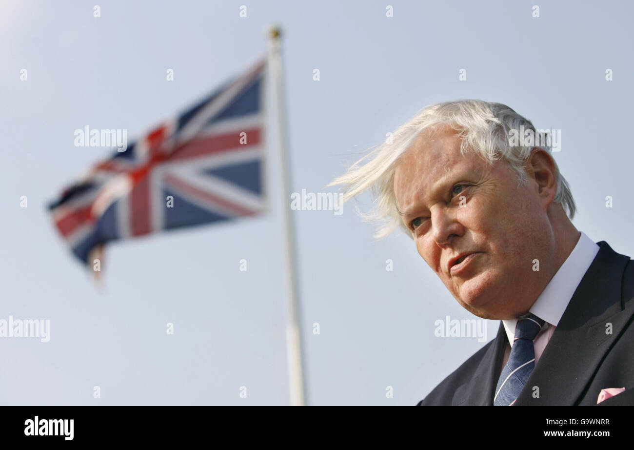 Donald payne hi-res stock photography and images - Alamy