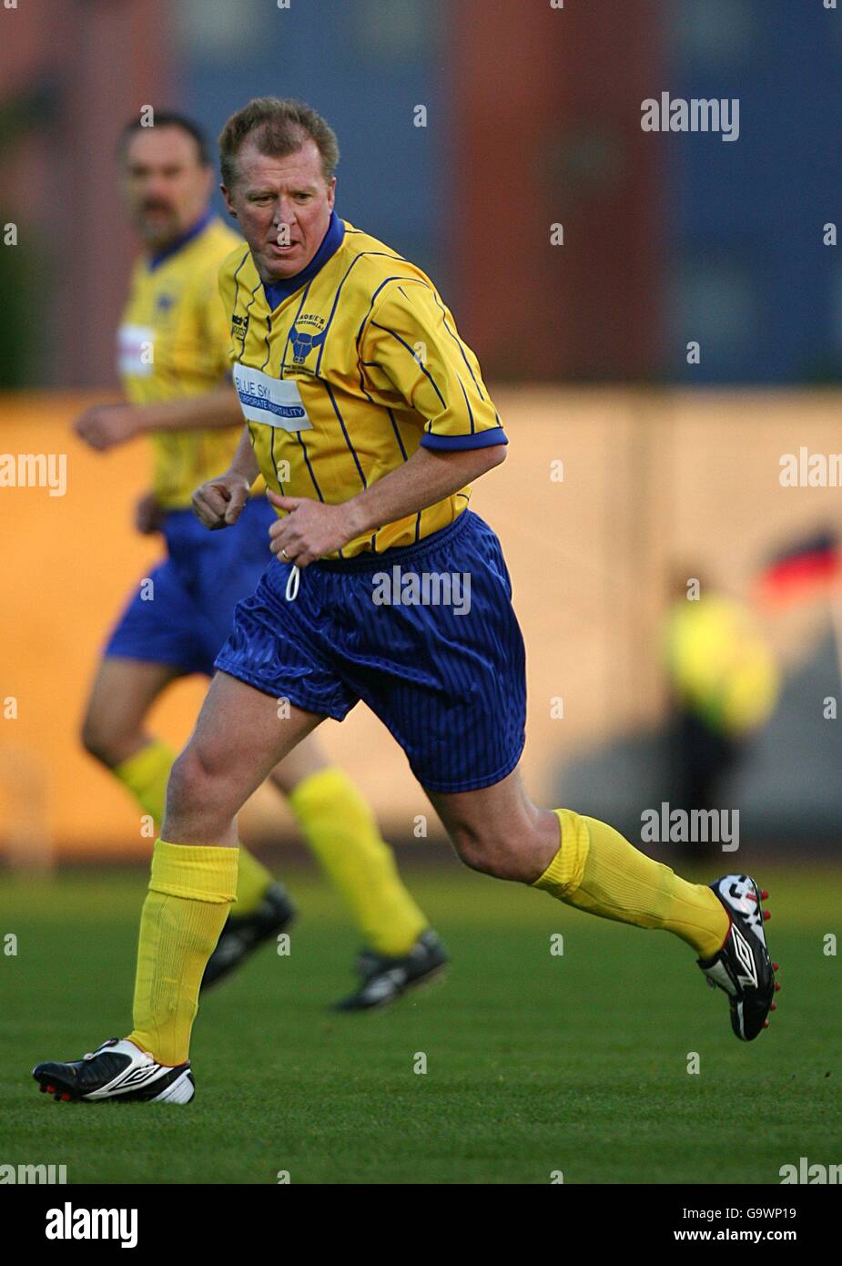 Soccer - Peter Rhoades-Brown Testimonial - Oxford United v Chelsea XI ...