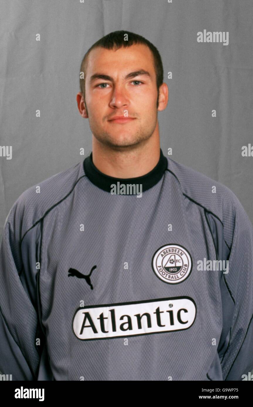 David preece goalkeeper for aberdeen hi-res stock photography and ...