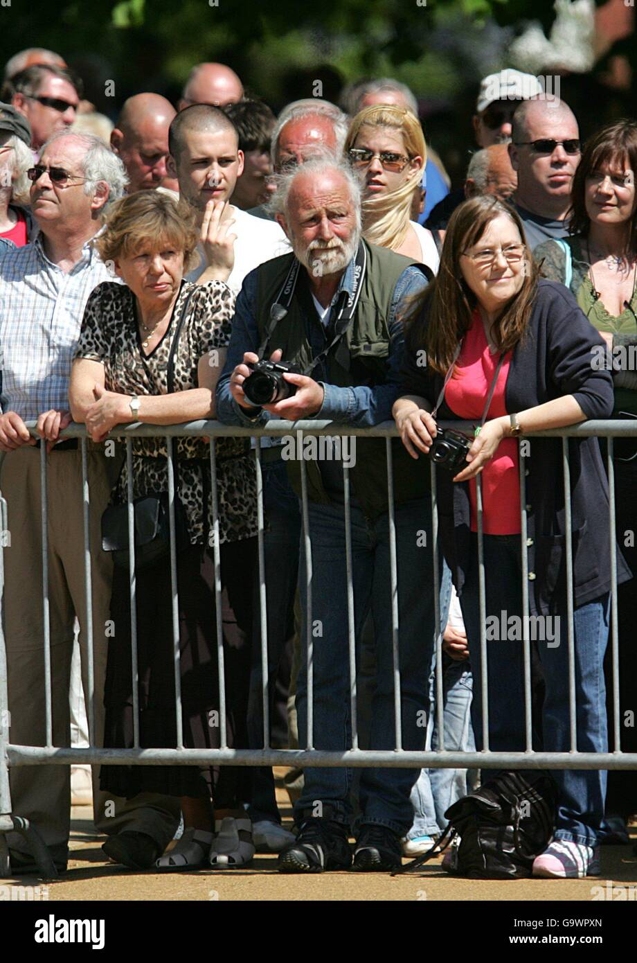 Alan Ball Funeral - Winchester Cathedral Stock Photo - Alamy