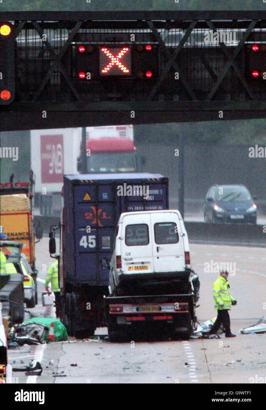 Crash on M25 Stock Photo - Alamy