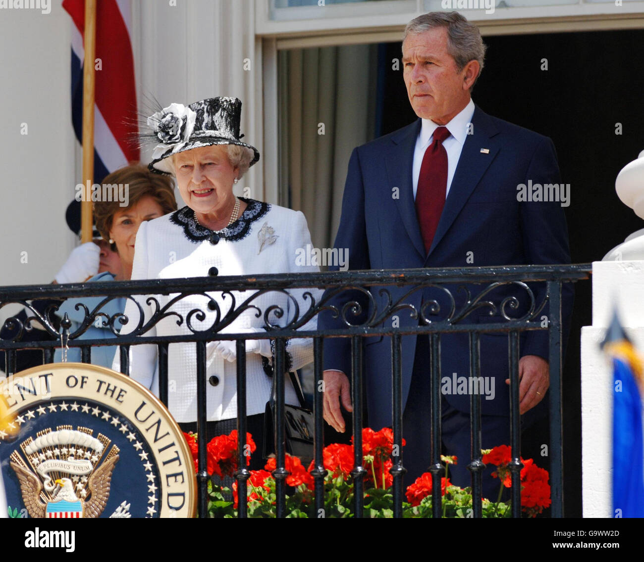 Queen Elizabeth II and the President of the United States of America ...