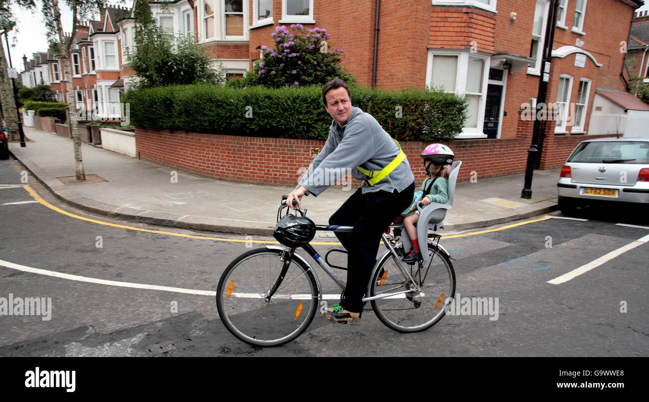 David cameron daughter nancy hi-res stock photography and images - Alamy