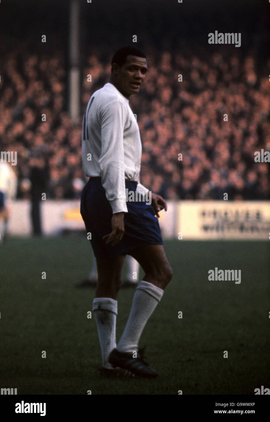 Manchester albert johanneson hi-res stock photography and images - Alamy
