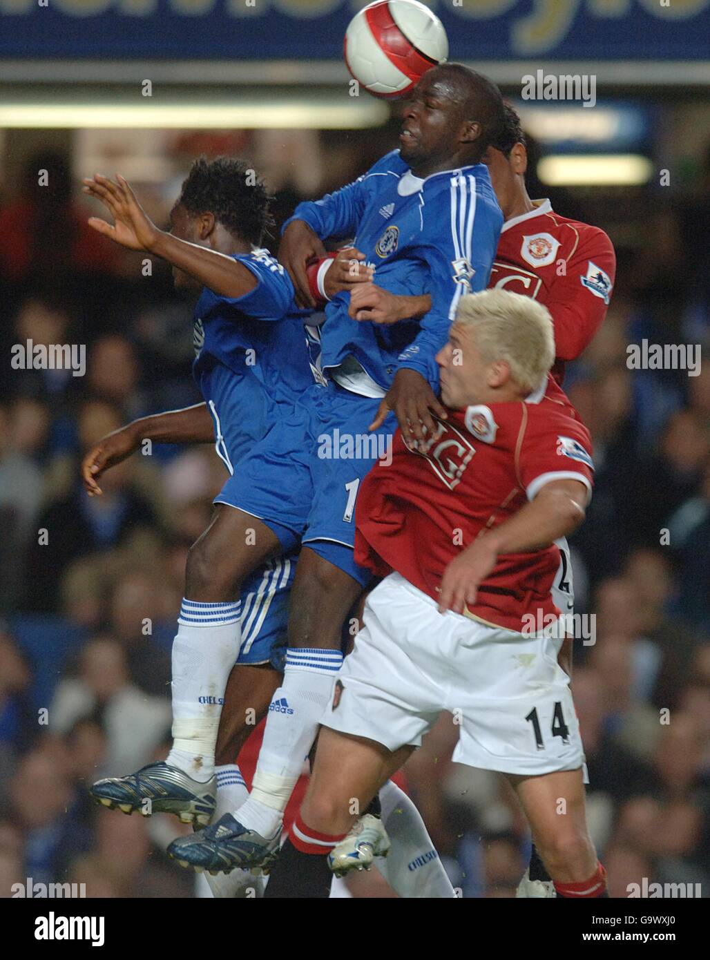 Chelseas lassana diarra hi-res stock photography and images - Alamy