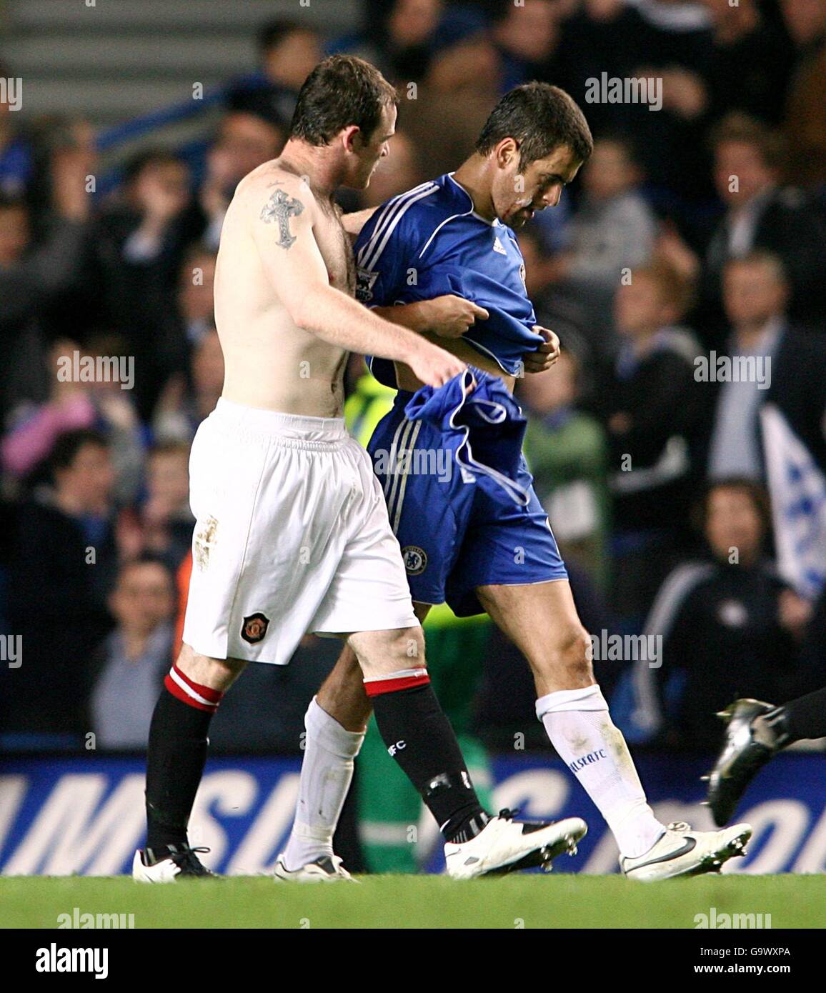 Sport football wayne rooney joe cole hi-res stock photography and ...