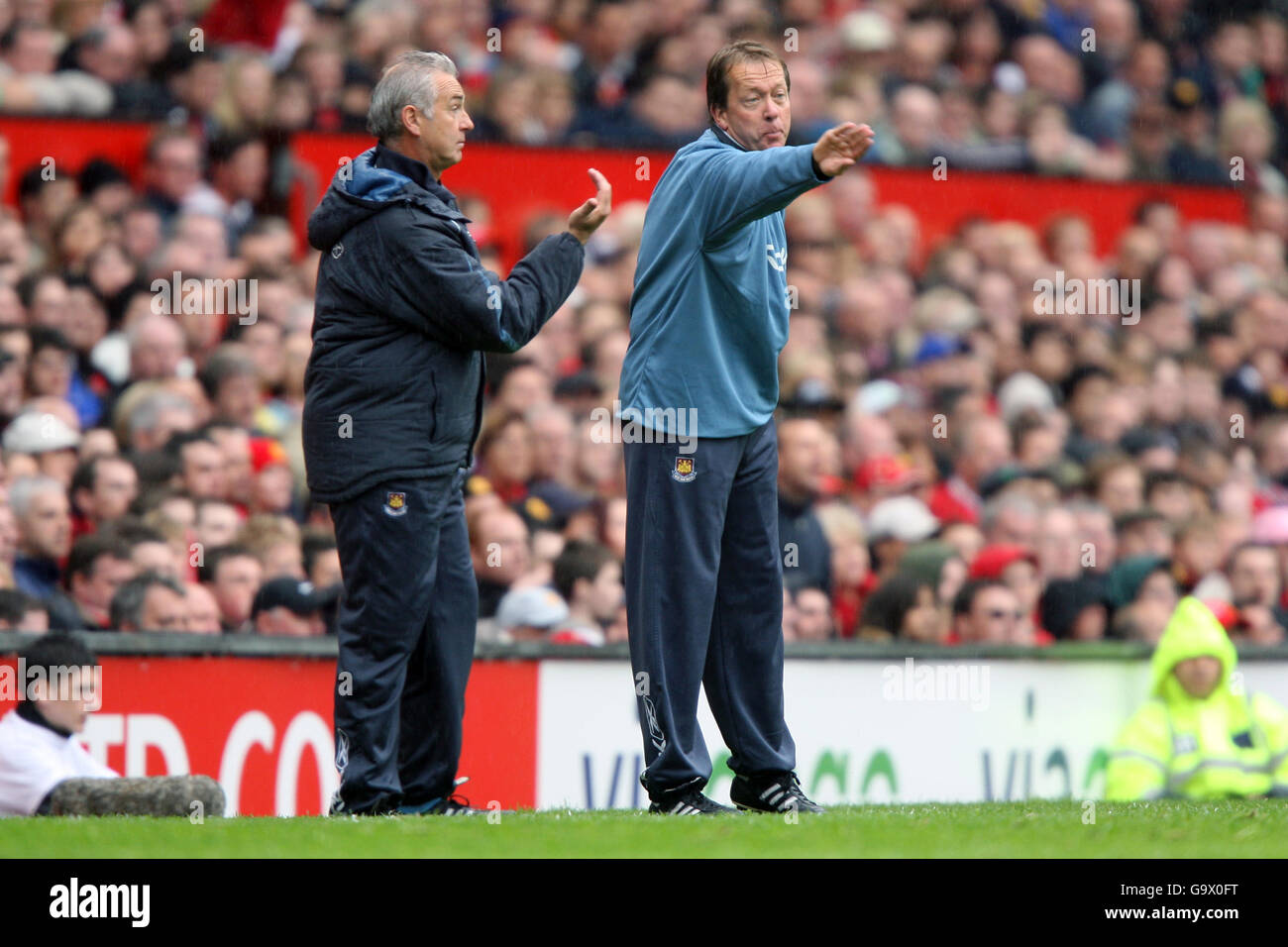 West Ham United manager Alan Curbishley with his assistant Mervyn Day ...