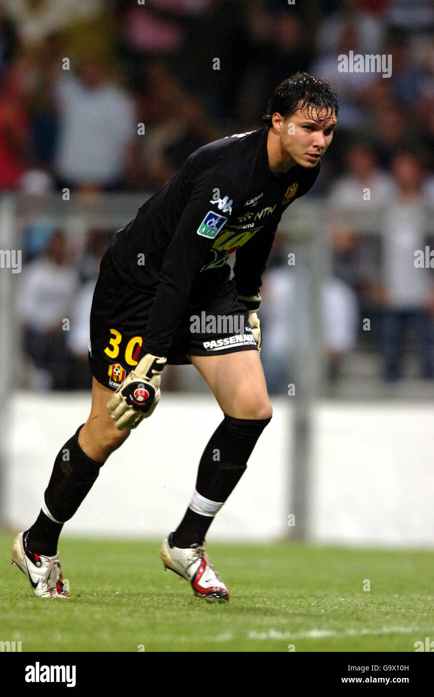 Soccer french ligue 1 toulouse v le mans stadium muncipal hi-res stock ...