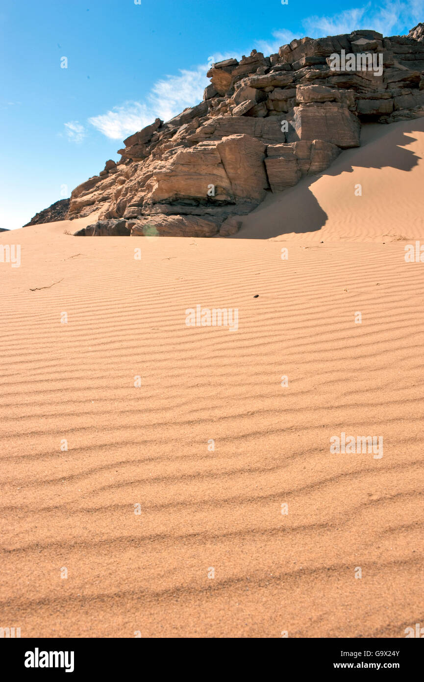 dunes and rock formation in sand desert, Egypt, Africa Stock Photo - Alamy