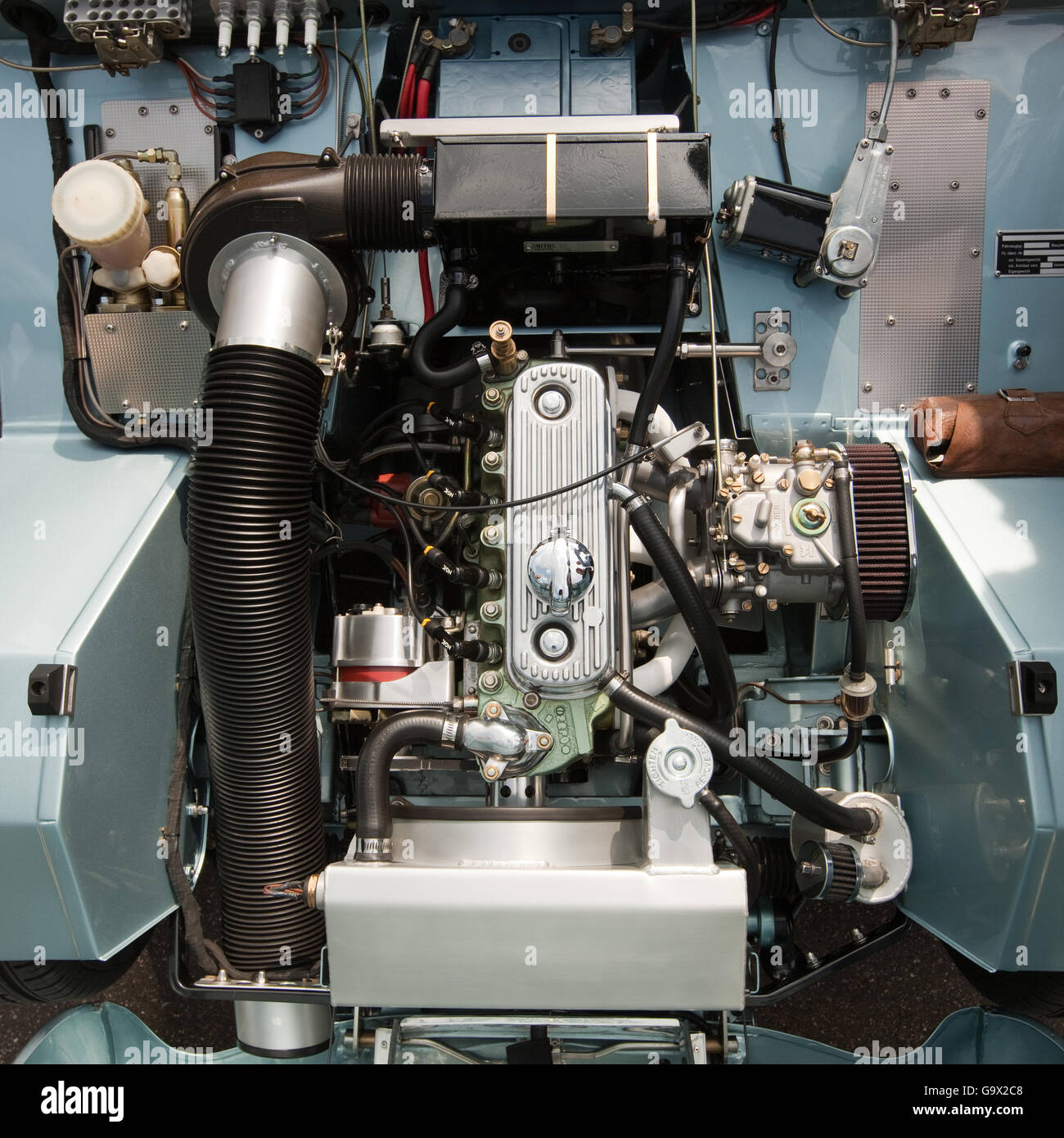 well maintained engine of classic car Stock Photo - Alamy