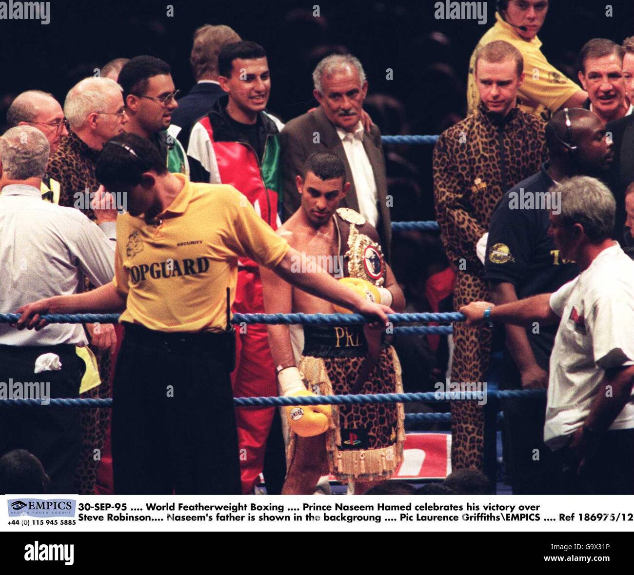 Naseem hamed steve robinson hi-res stock photography and images - Alamy