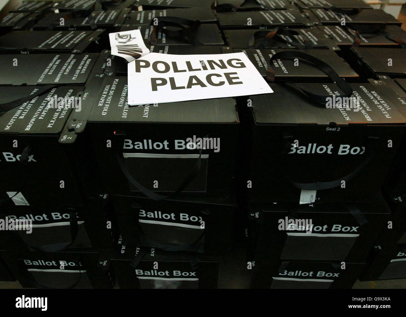 Election boxes waiting hi-res stock photography and images - Alamy