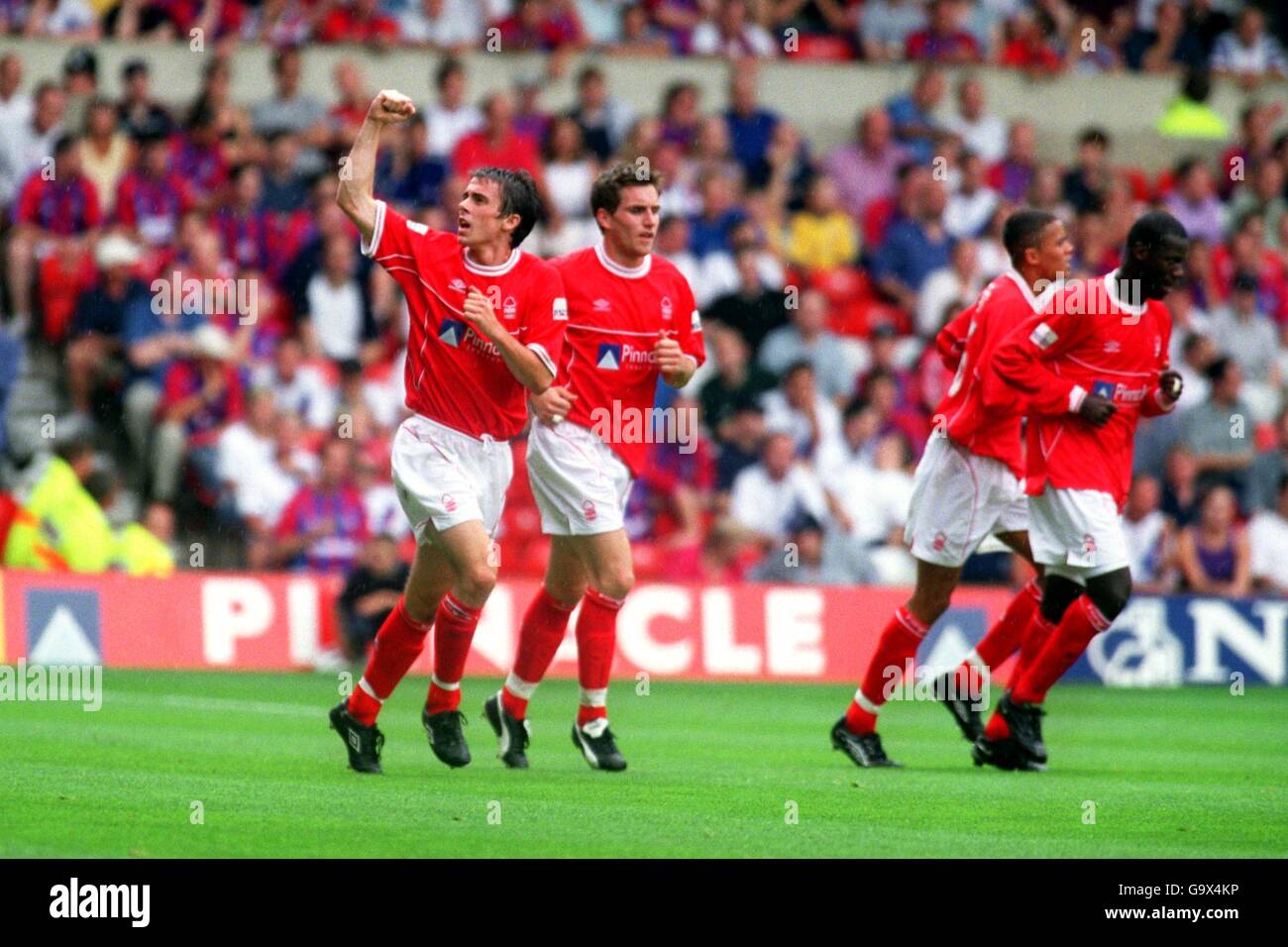 David prutton forest goal hi-res stock photography and images - Alamy