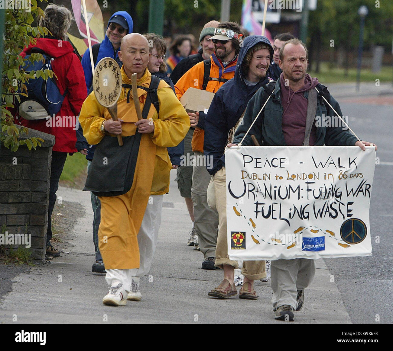 Members of the US-based Footprints for Peace group setting off from ...