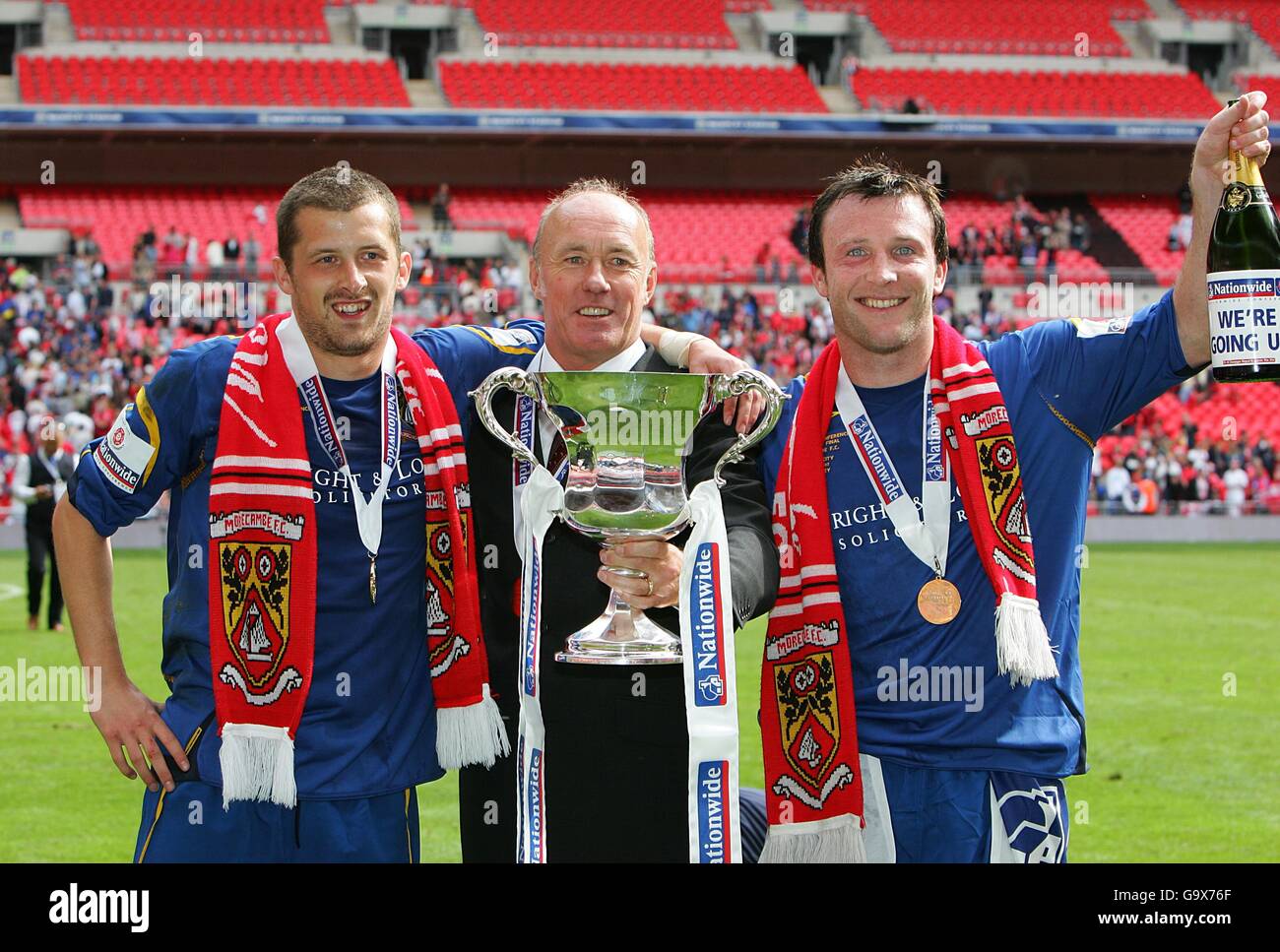 Left to right sammy mcilroy hi-res stock photography and images - Alamy