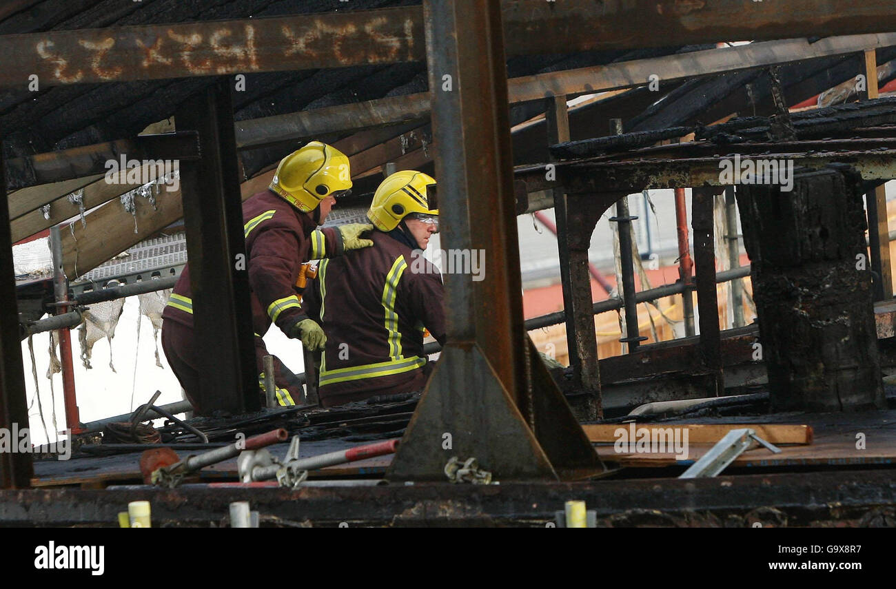 Firefighters put out the fire on the 19th-century clipper The Cutty ...