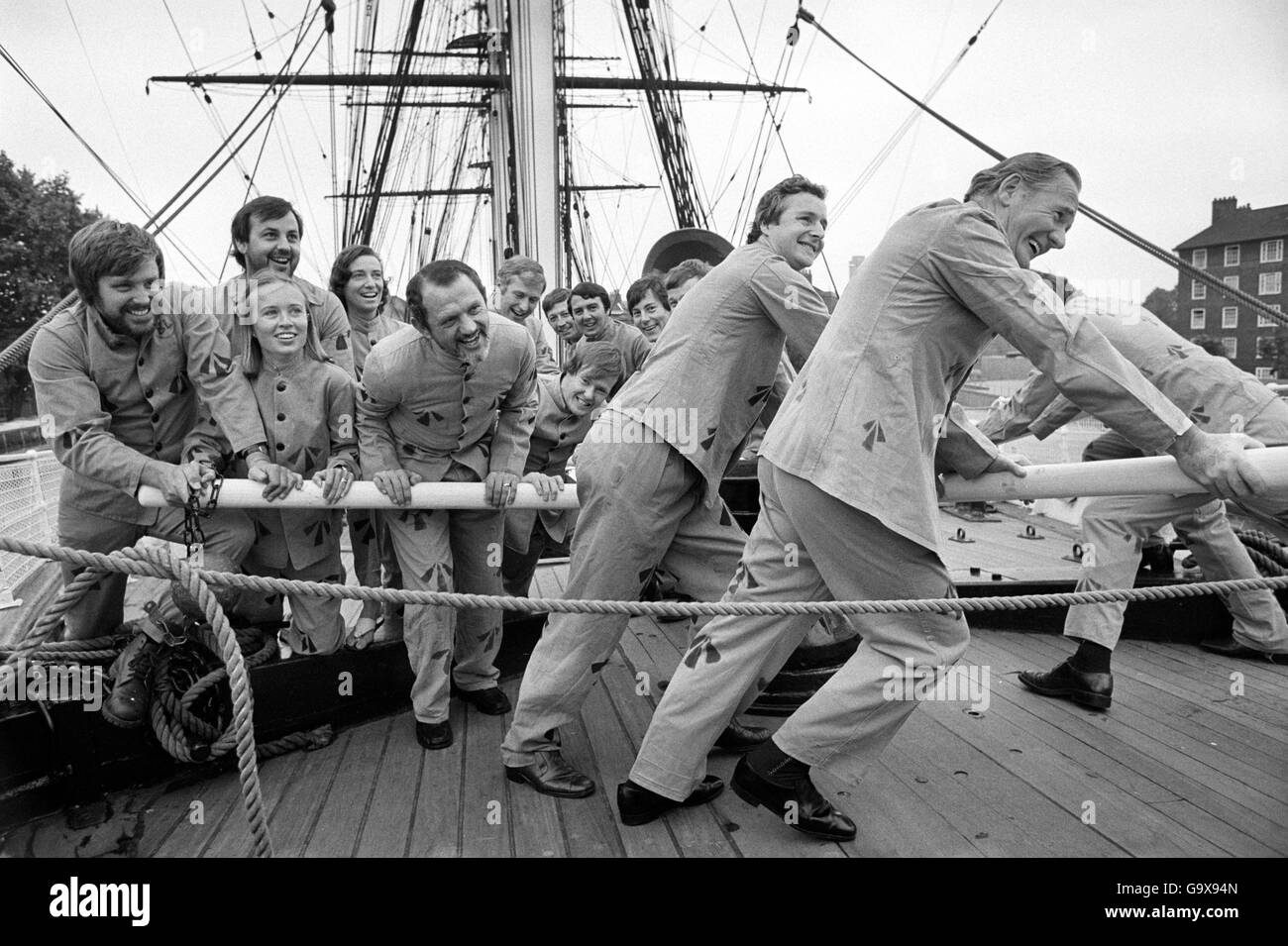 Convicts ship hi-res stock photography and images - Alamy
