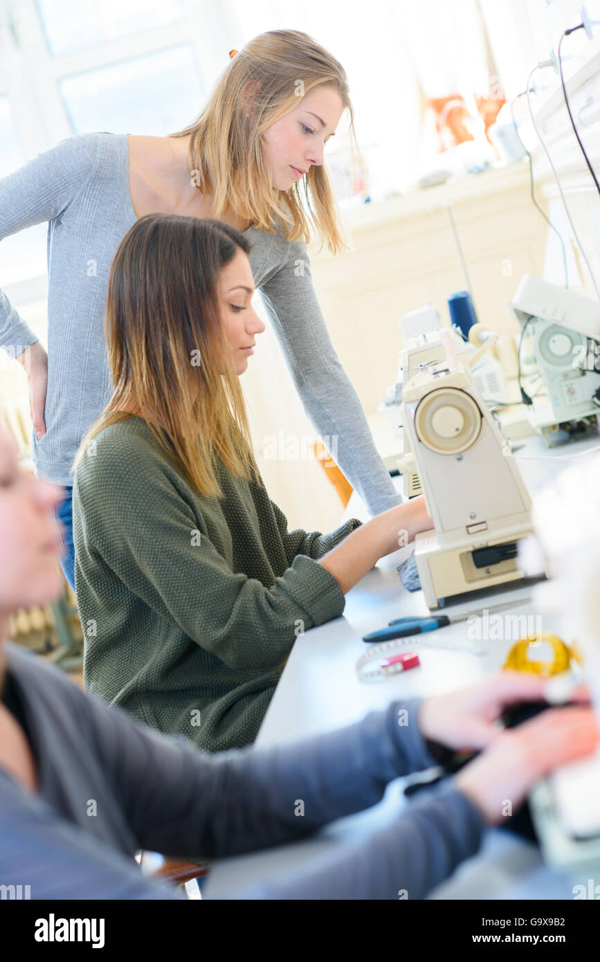 Singer sewing machine quilt hi-res stock photography and images - Alamy