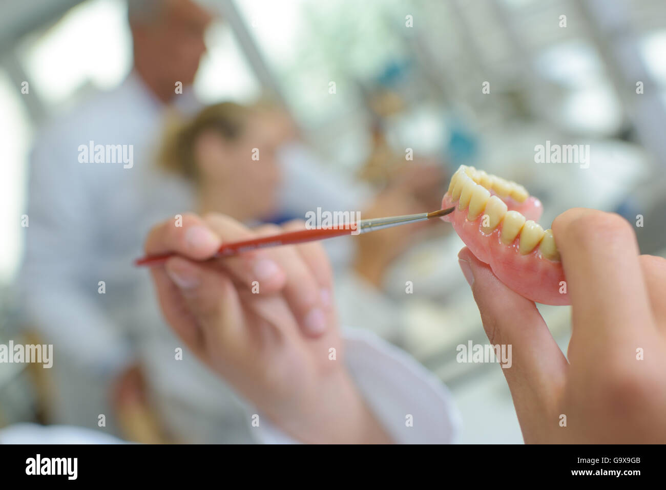 Old dentures false teeth hi-res stock photography and images - Alamy