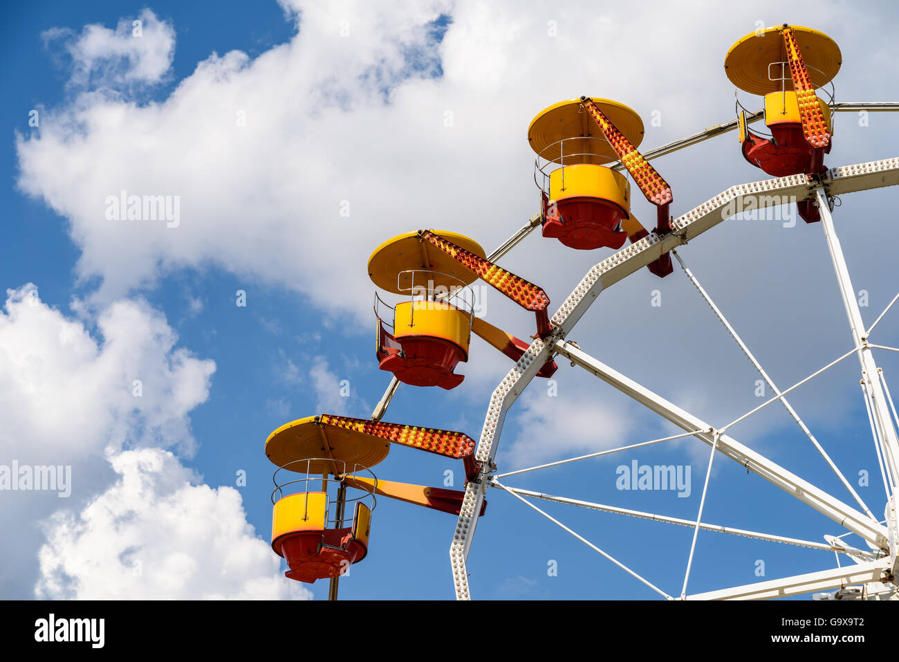 Giant wheel fun fair ride hi-res stock photography and images - Alamy
