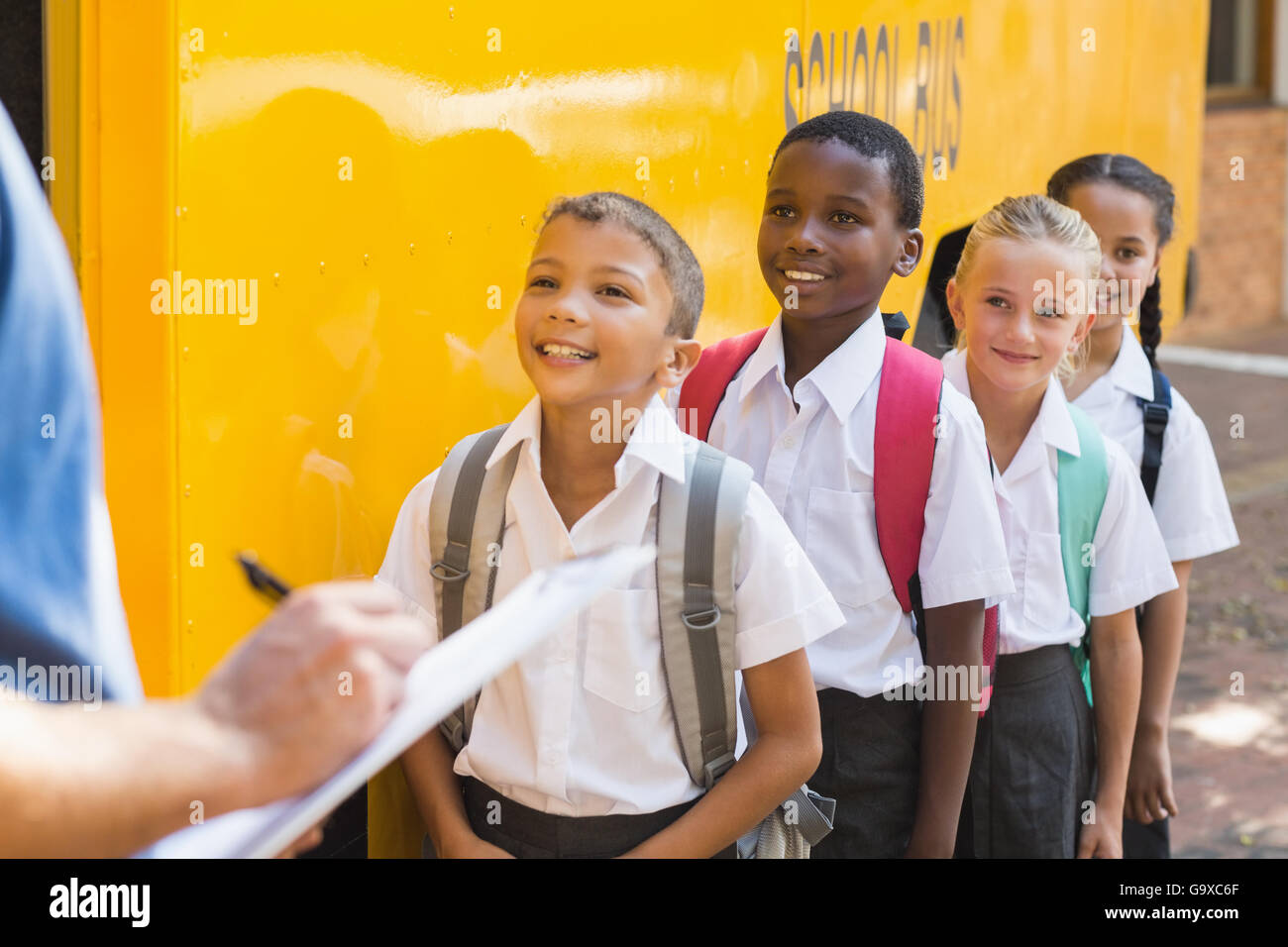 Kids entering school hi-res stock photography and images - Alamy