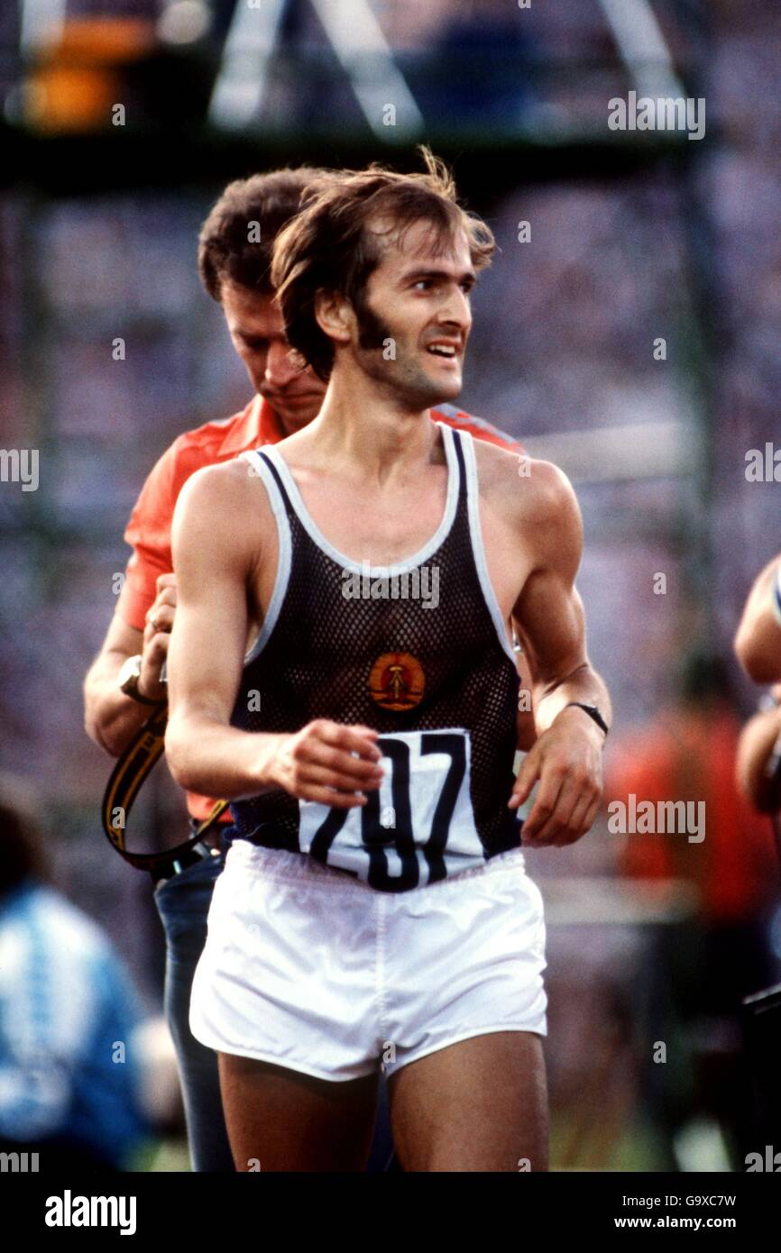 1980 moscow olympics hi-res stock photography and images - Alamy