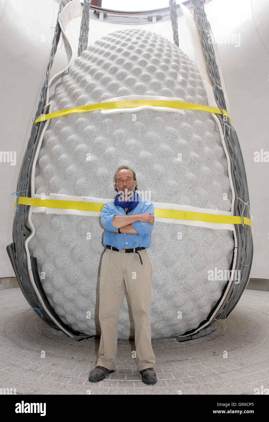 Artist Peter Randall-Page stands in front of the world's heaviest "seed ...
