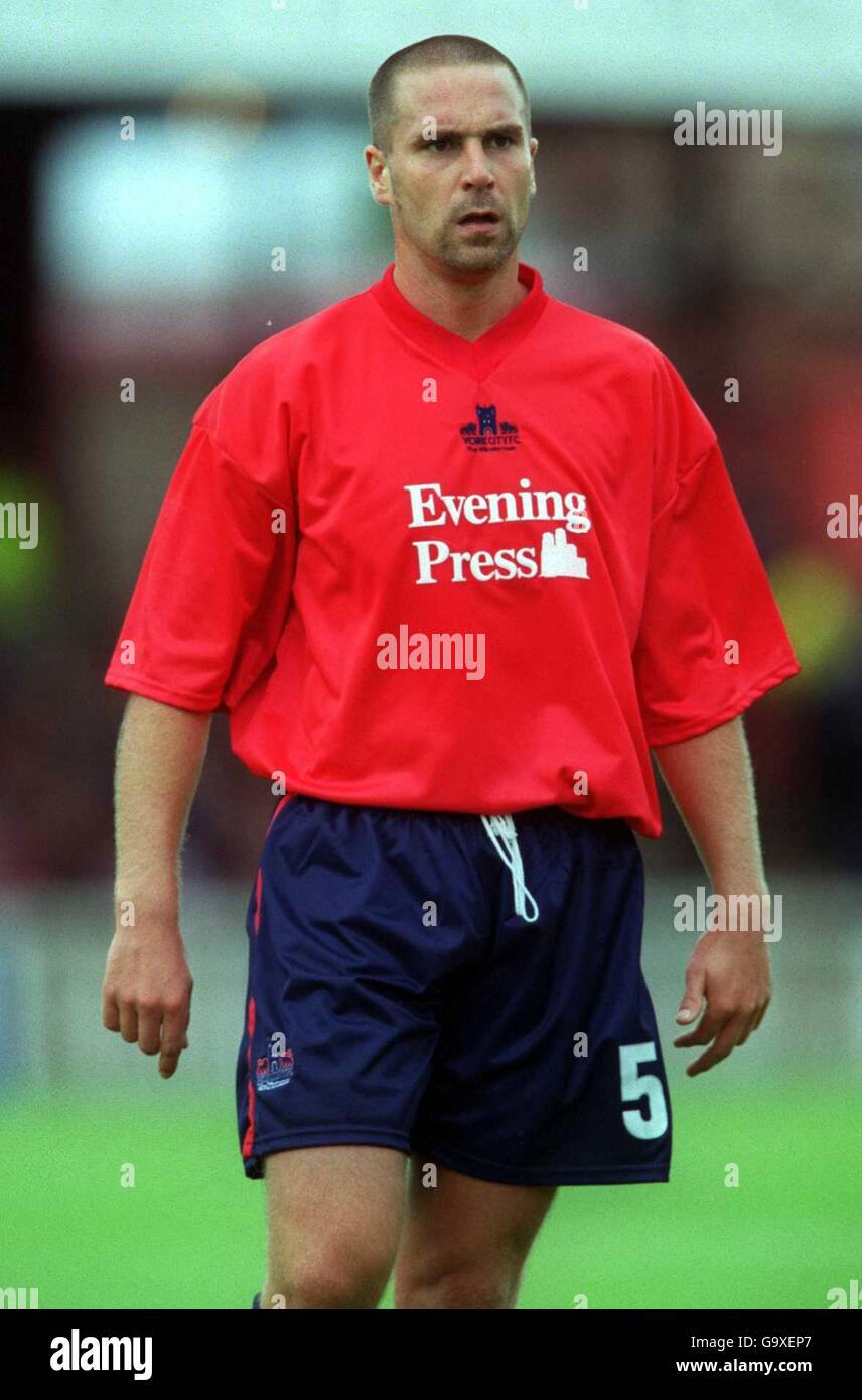 Mike basham hi-res stock photography and images - Alamy