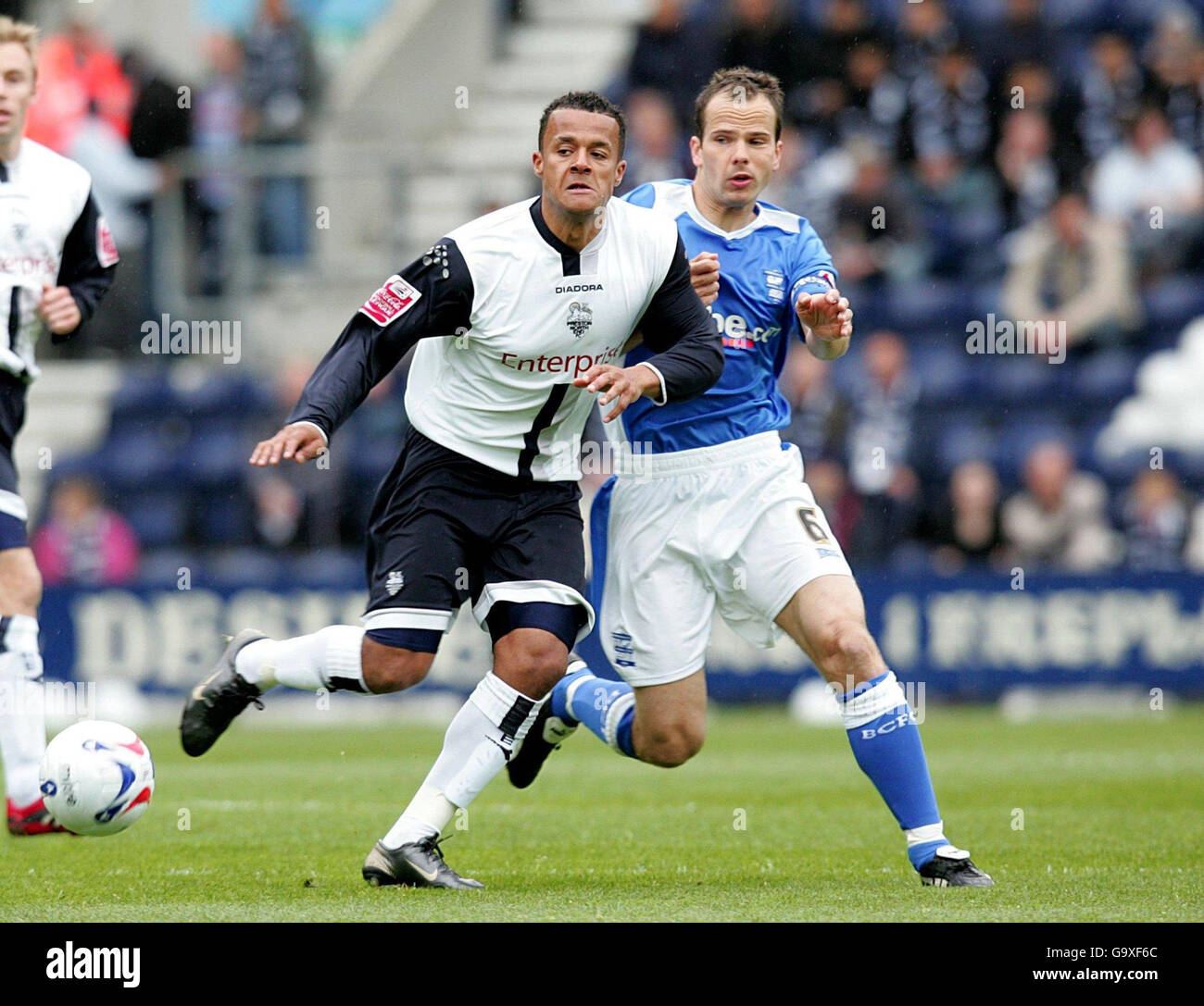 Preston North End's Simon Whaley (left) and Birmingham City's Stephen ...