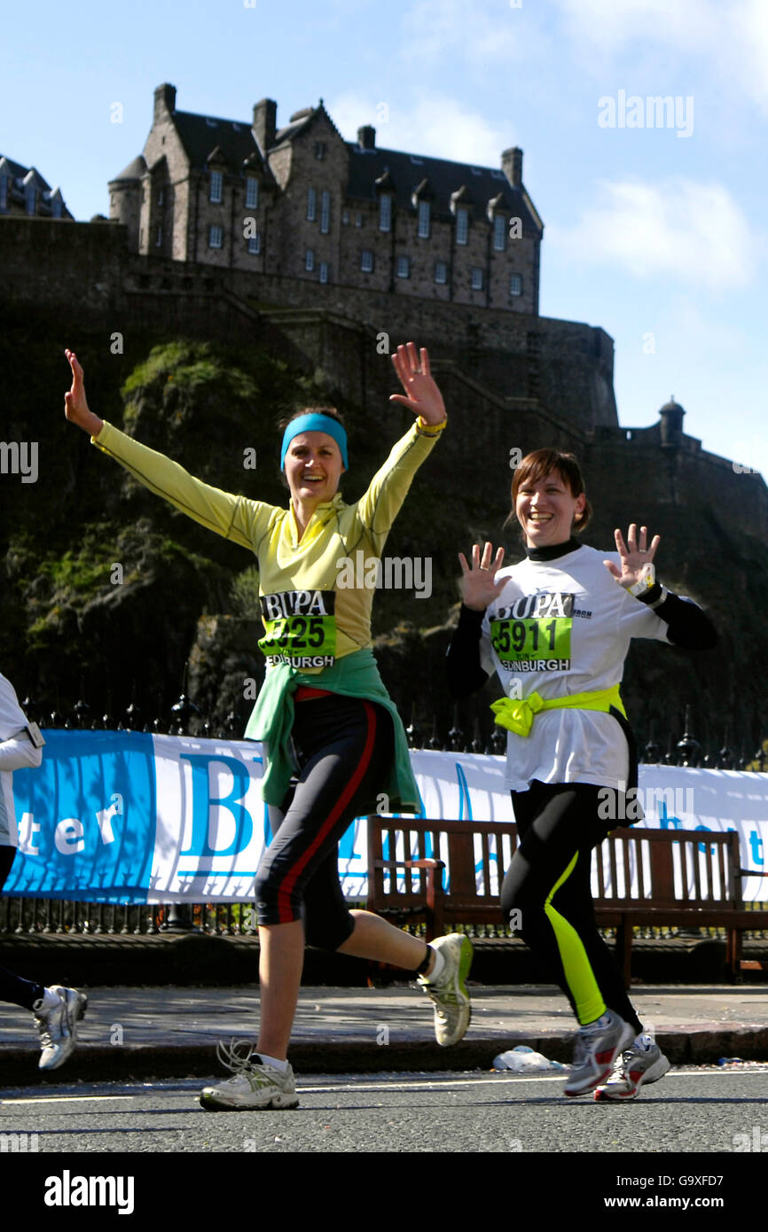 Athletics - BUPA Great Edinburgh Run - Edinburgh Stock Photo - Alamy