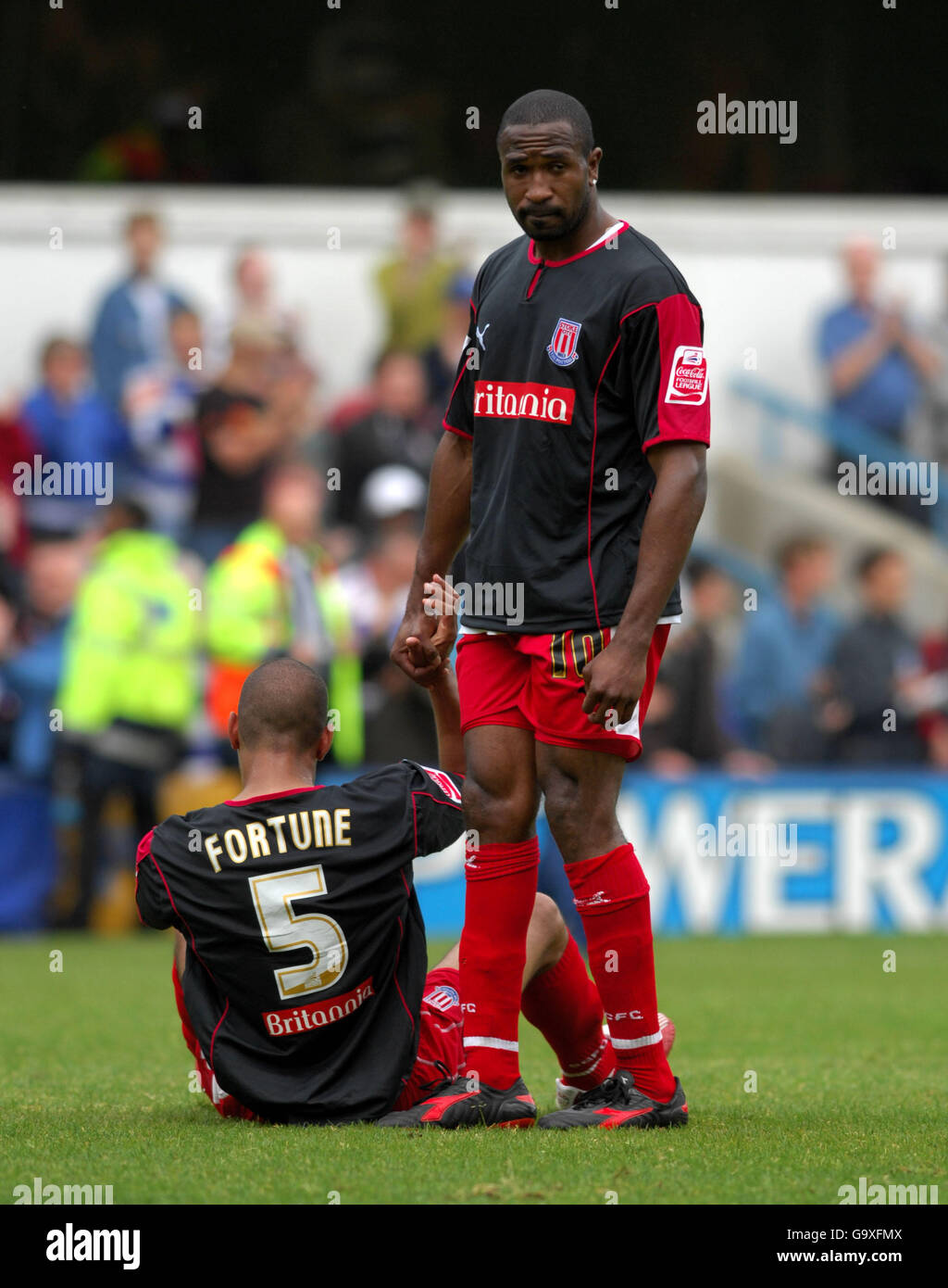 Soccer - Coca-Cola Football League Championship - Queens Park Rangers v ...