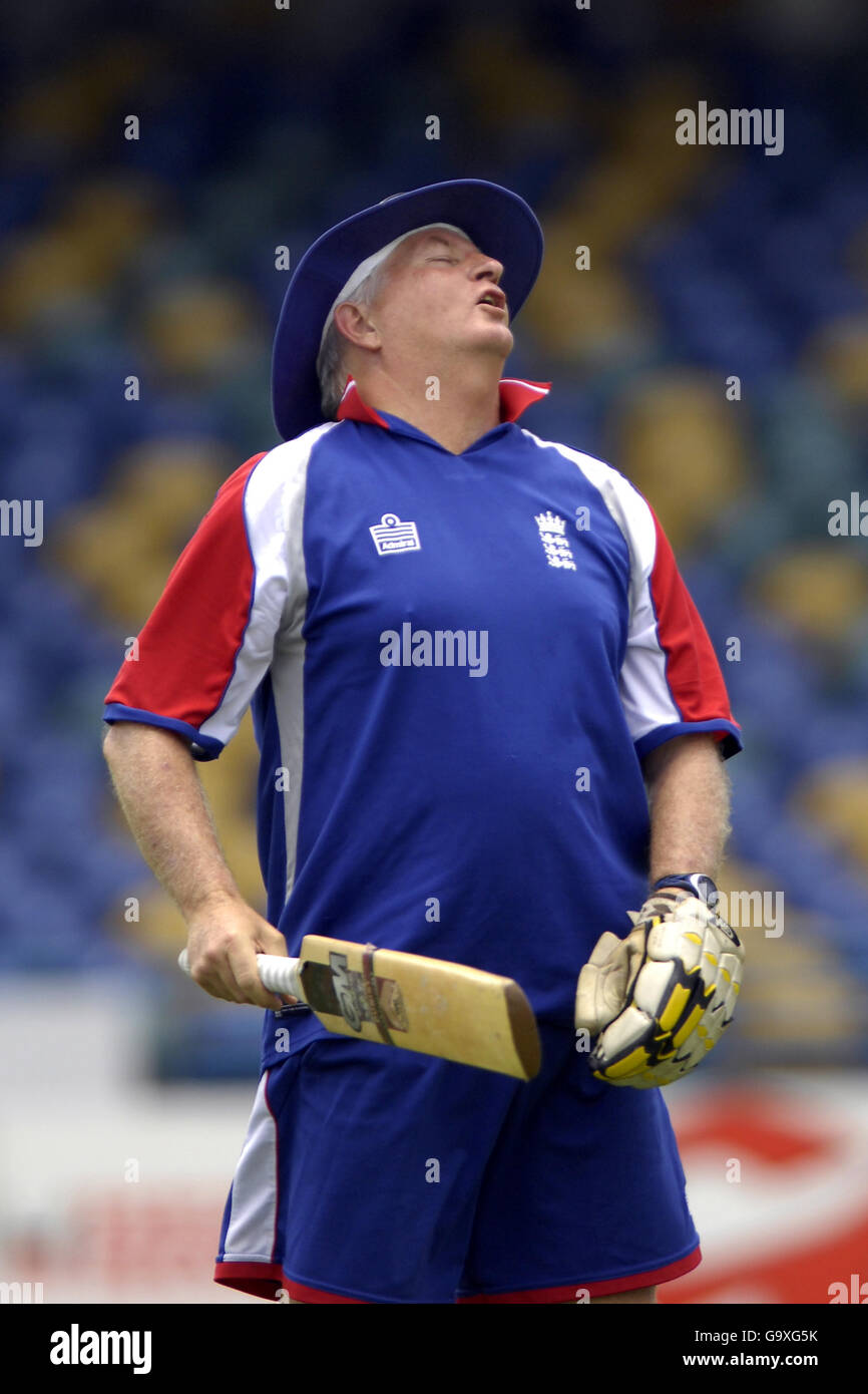 England coach Duncan Fletcher during an England practise session Stock ...
