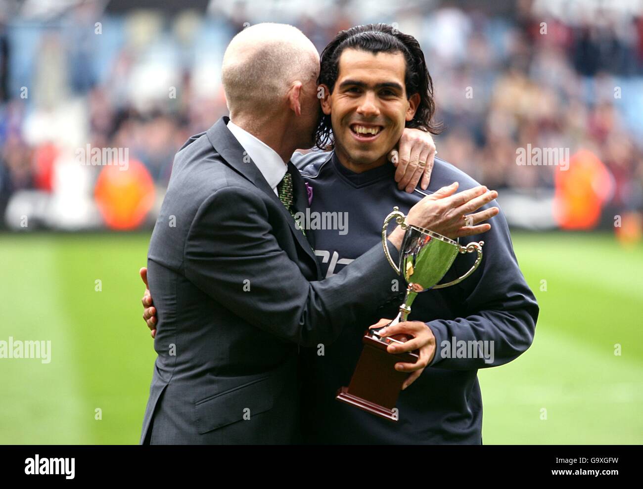 West Ham United Chairman Eggert Magnusson (left) with Player of The ...