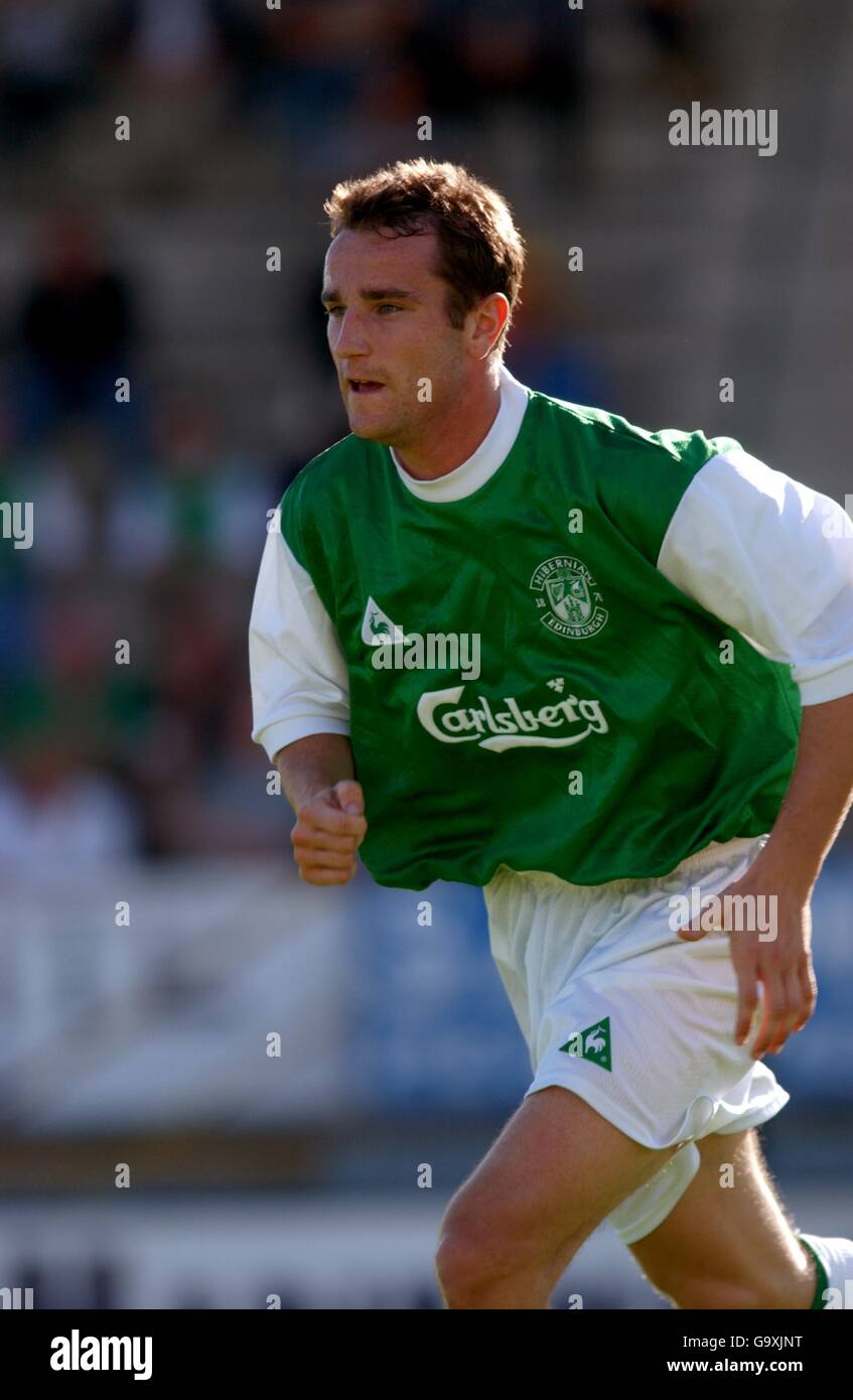 Soccer - Friendly - Concarneu v Hibernian. Hibernian's Grant Brebner ...