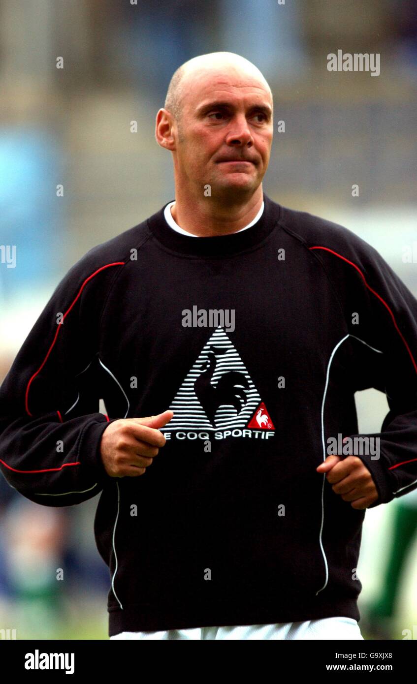 Andrew watson hi-res stock photography and images - Alamy