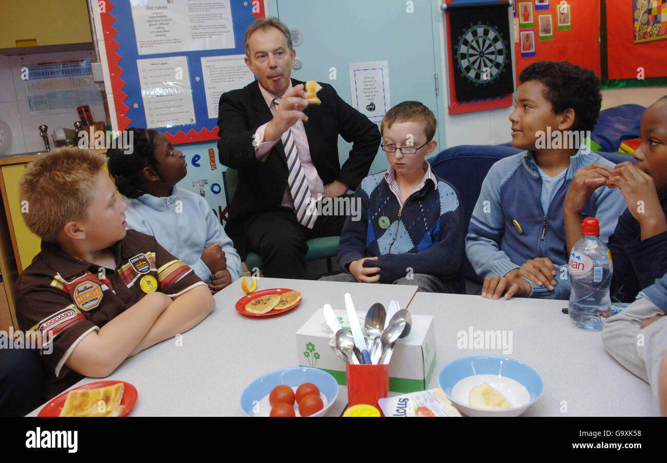 Britain's Prime Minister Tony Blair with pupils at Millennium Primary ...