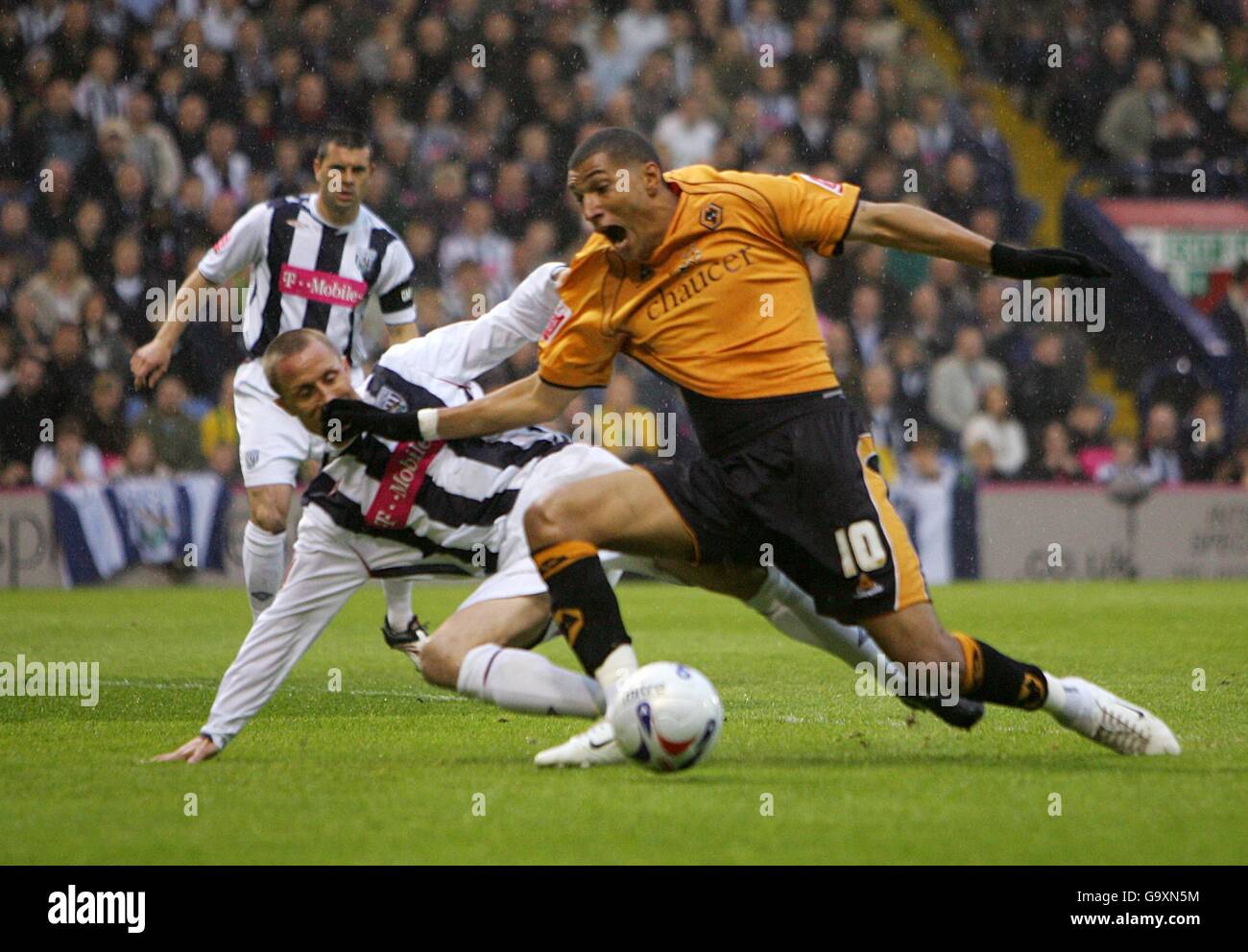 Wolverhampton Wanderers Jay Bothroyd and West Bromwich Albion's Chris ...