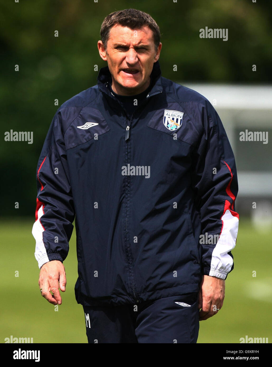 Football manager shouting at players hi-res stock photography and ...